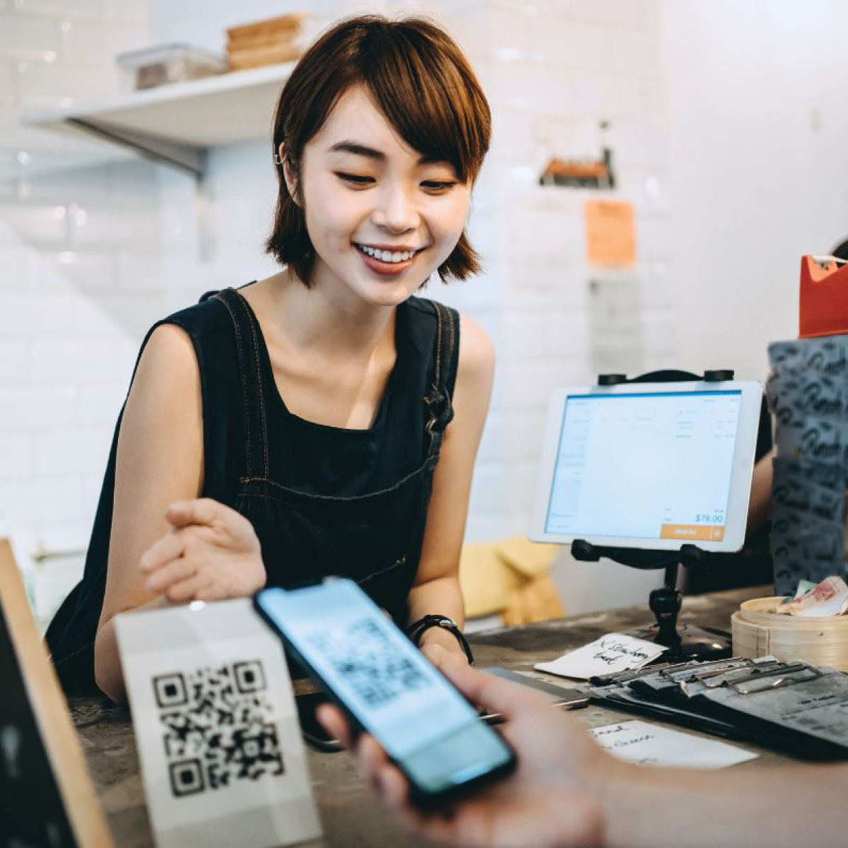 Accept payments with UOB | EasyStore